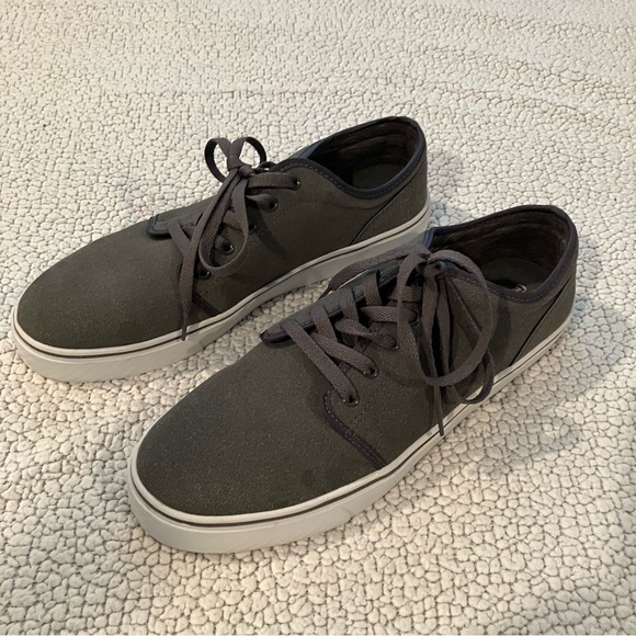 Goodfellow & Co | Shoes | Goodfellow Co Mens Boat Shoes Size 5 Grey ...